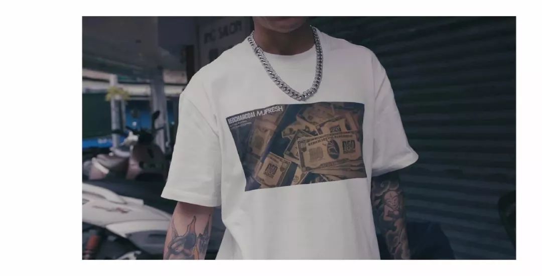 近日国产品牌 Red Charcoal 将于 顽童 MJ FRESH GANG 首次联名