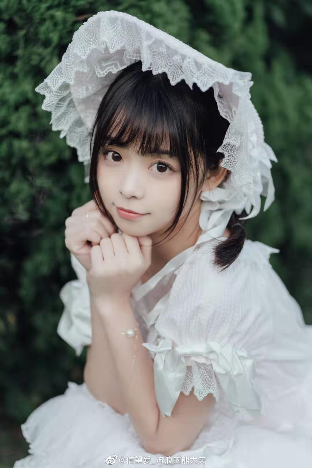 一切繁杂与突兀