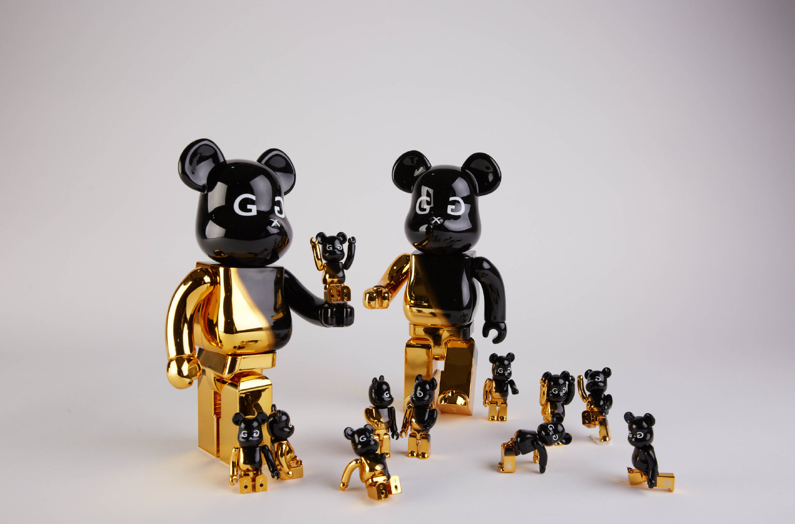 国内男装品牌GXG携手BE@RBRICK 打造全新联名限量公仔