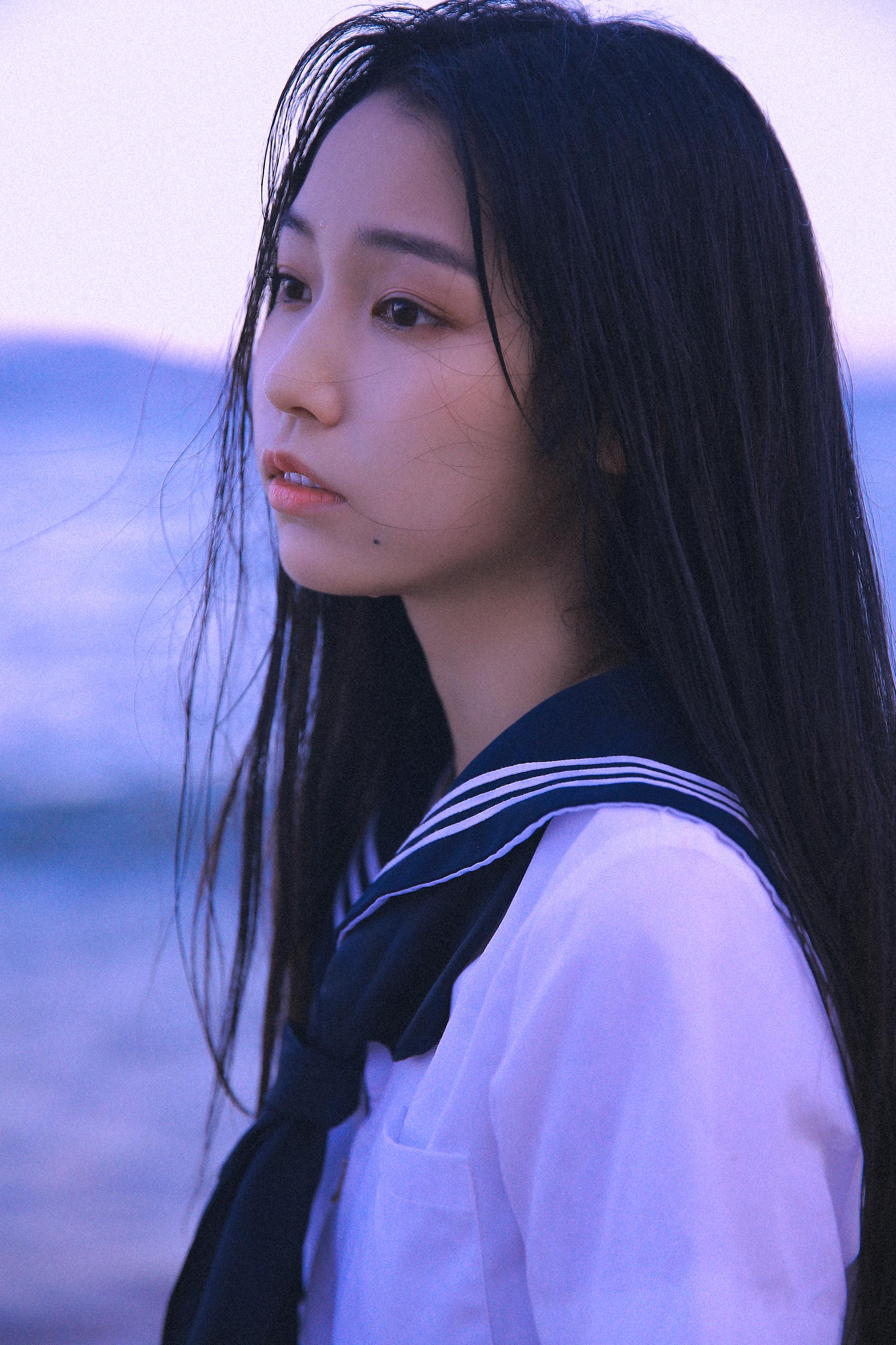 想要穿过所有拥挤人潮来拥抱你☁️@创造101-Hellogirls吴小萱