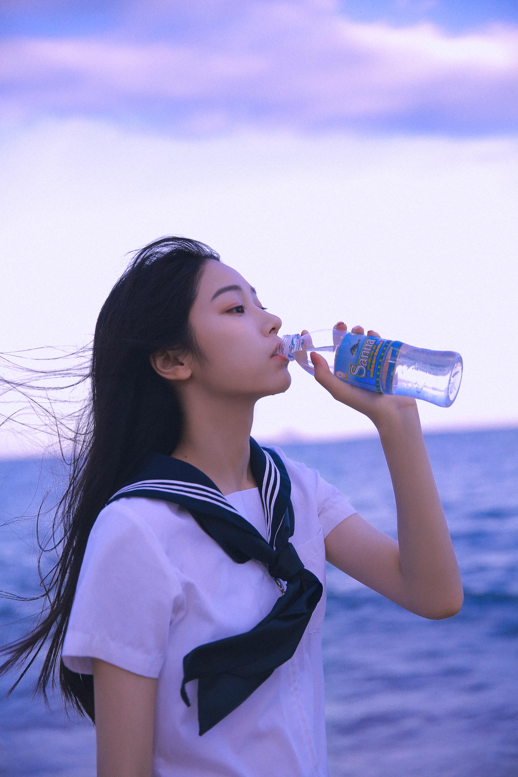 想要穿过所有拥挤人潮来拥抱你☁️@创造101-Hellogirls吴小萱