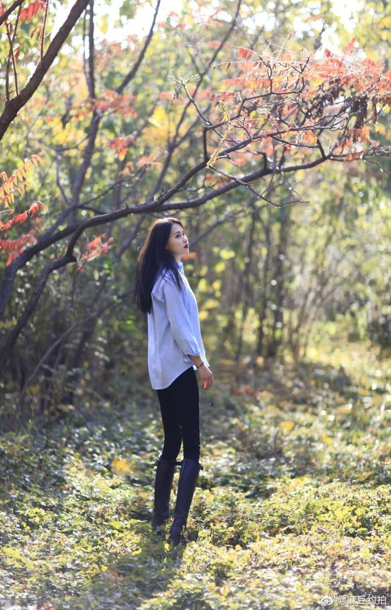 模特约这几张是我的生活照以及过往作品～ 身高170cm，体重50kg