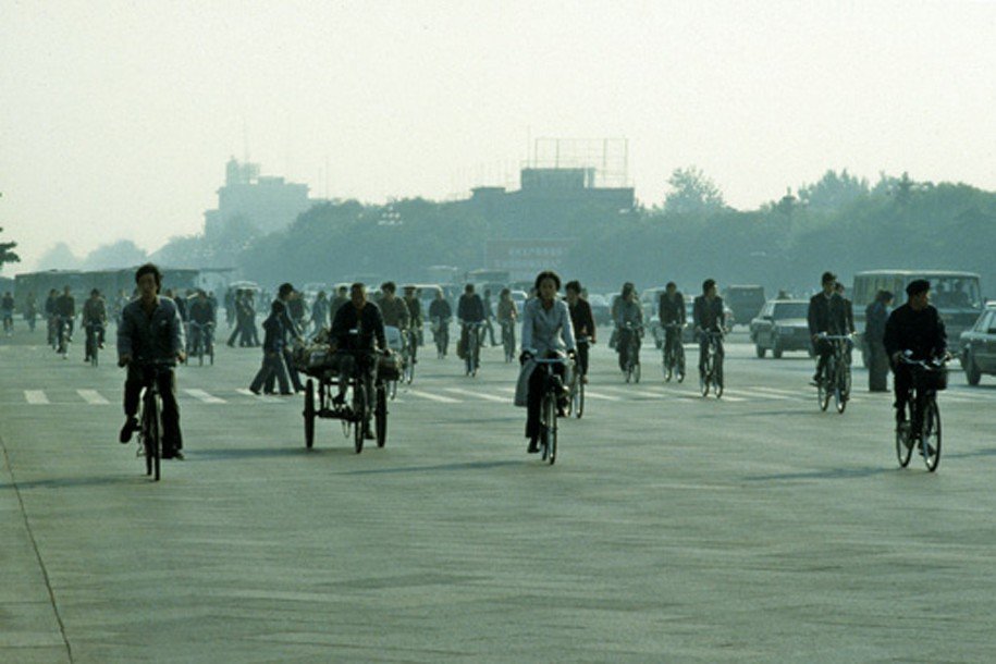 1986年美国人镜头下的北京 还是个自行车王国