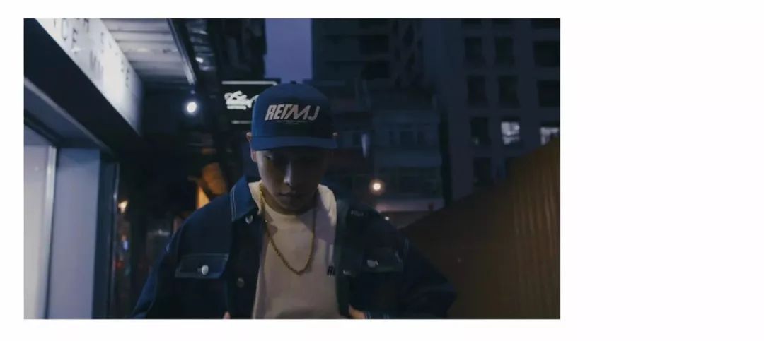 近日国产品牌 Red Charcoal 将于 顽童 MJ FRESH GANG 首次联名