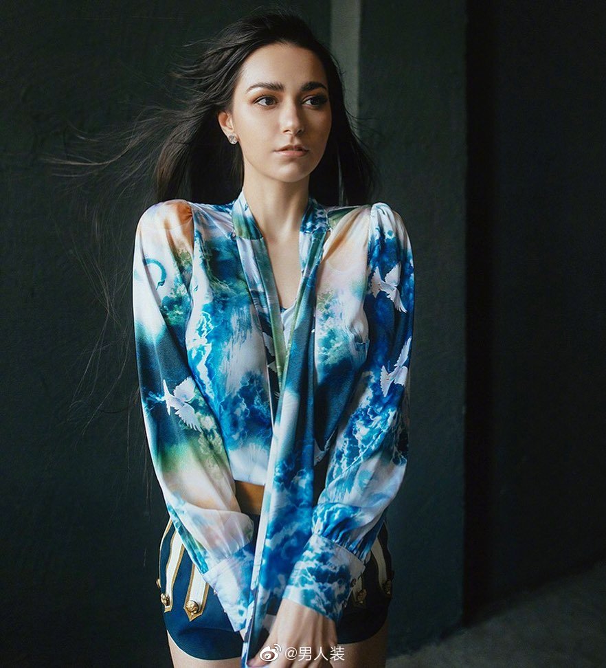 Helga LoveKaty ♡ “Beautiful, fabulous curves”