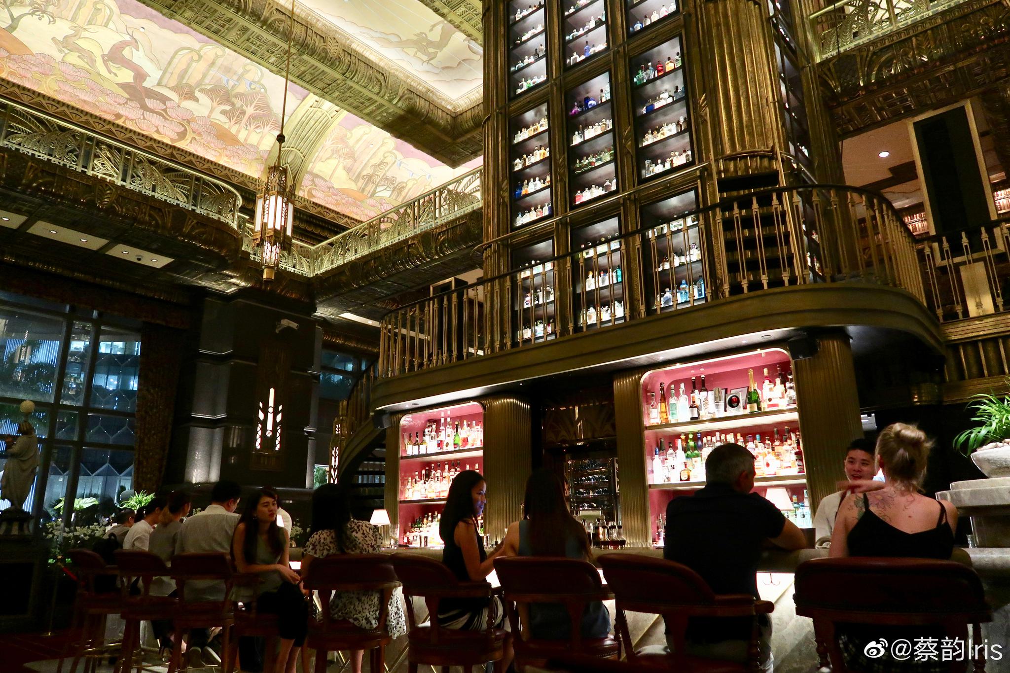 Atlas Bar|Bar|酒柜|布达佩斯_新浪新闻