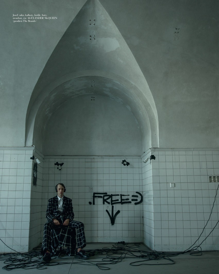 “Digital Obsession”