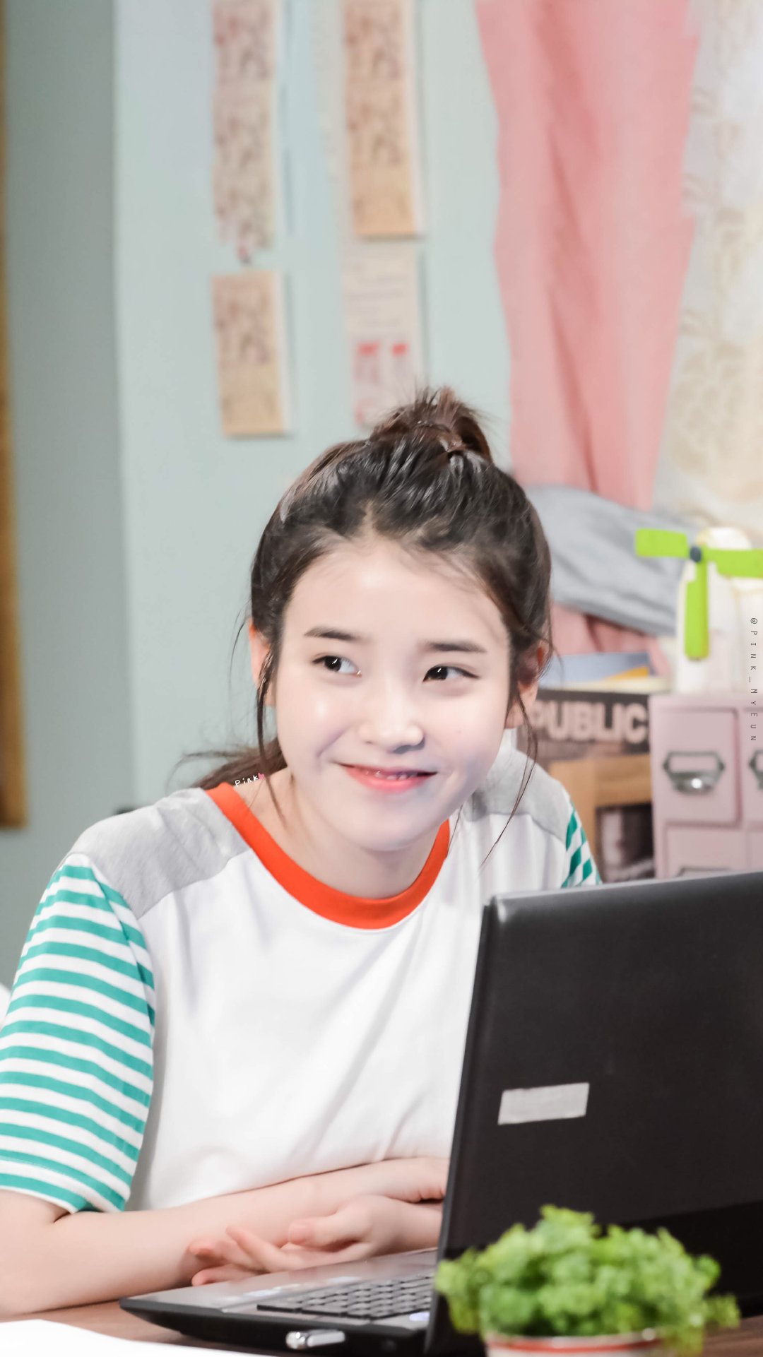 IU 在我心目中一直都是清甜可爱小女孩壁纸合集|壁纸|合集|小女孩_新浪新闻