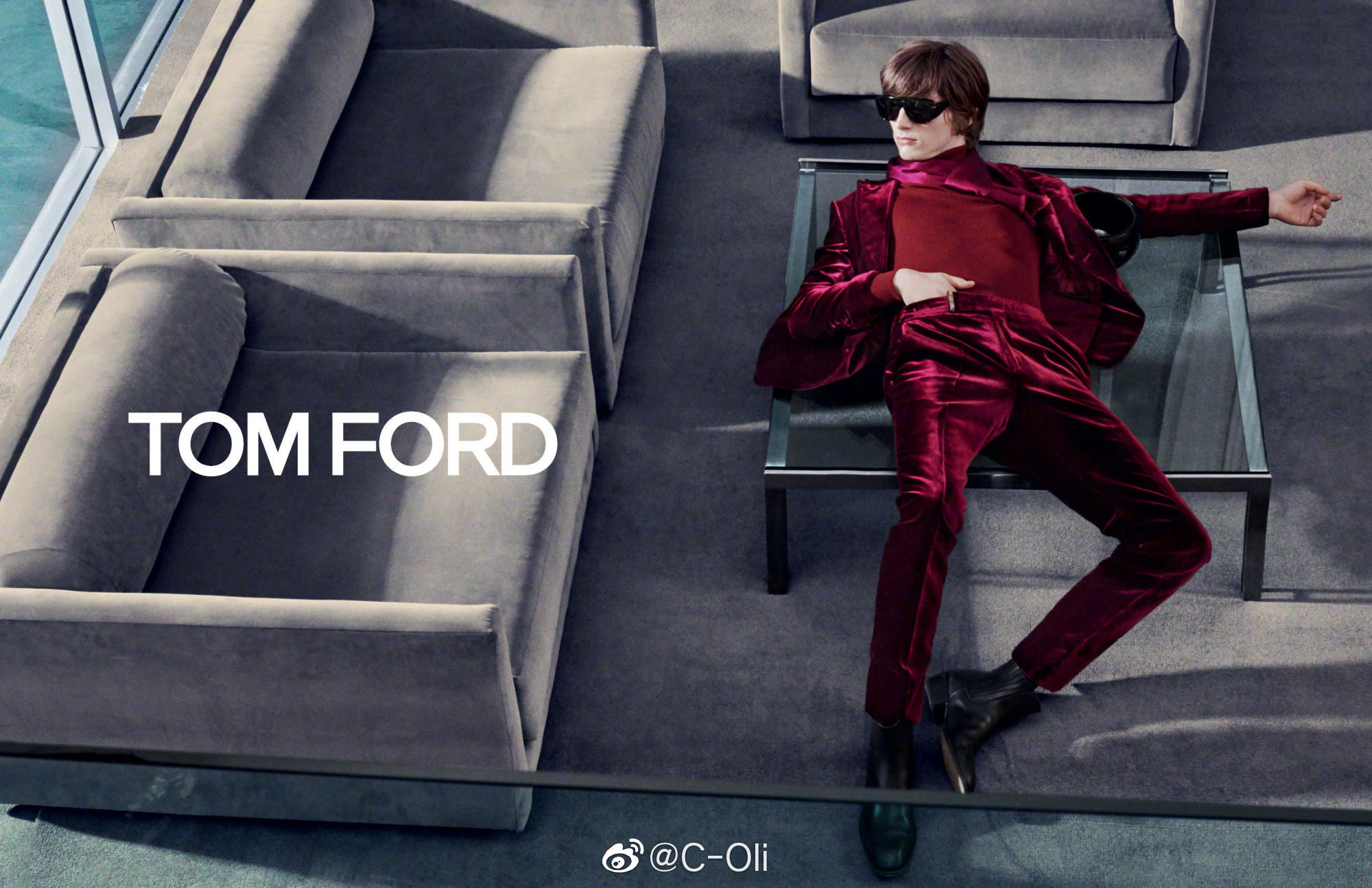 TOM FORD Campaign F/W 2019 || TF秋冬成衣广告释出，阵容精彩|成衣|黑美人|阵容_新浪新闻