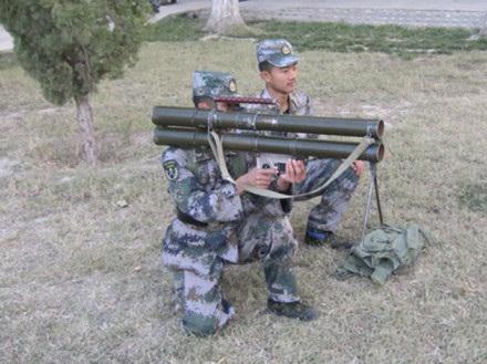 PF-97式93mm单兵云爆火箭筒， 你清楚吗？|火箭筒|单兵|燃烧弹_新浪新闻