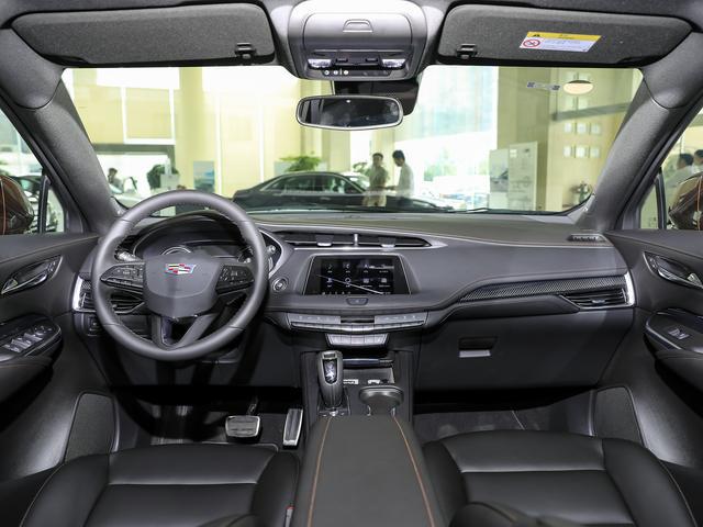 凯迪拉克XT4有2.0T+9AT，为什么还是卖不过宝马X1？-新浪汽车