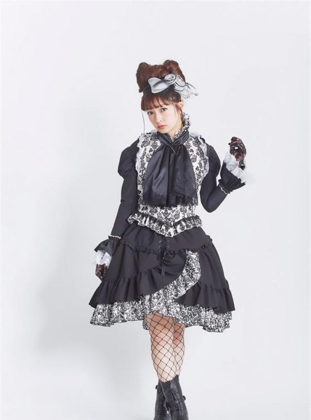 Lolita已经五十岁了，洛丽塔的起源与发展，半科普向