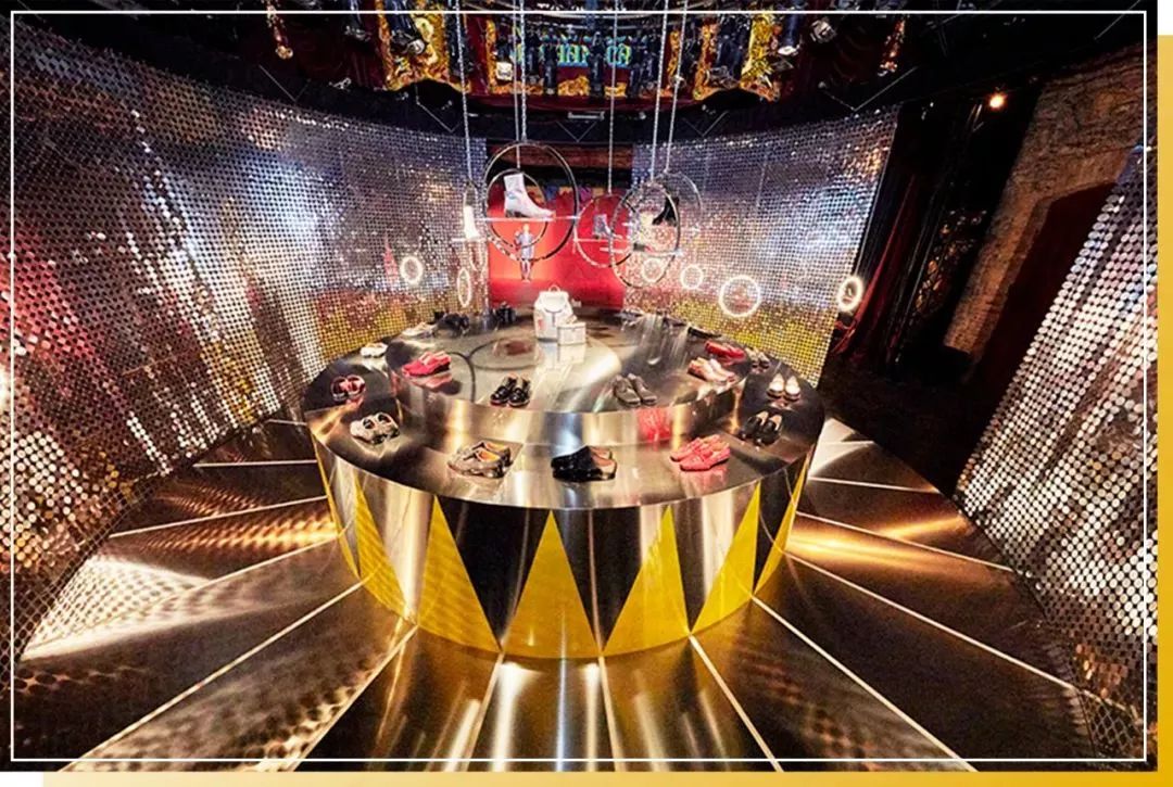 王子的红底鞋 | Christian Louboutin 复古马戏团之夜！|嘉年华_新浪新闻