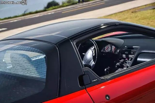 Honda NSX一、二代相遇 回归原汁原味的感动