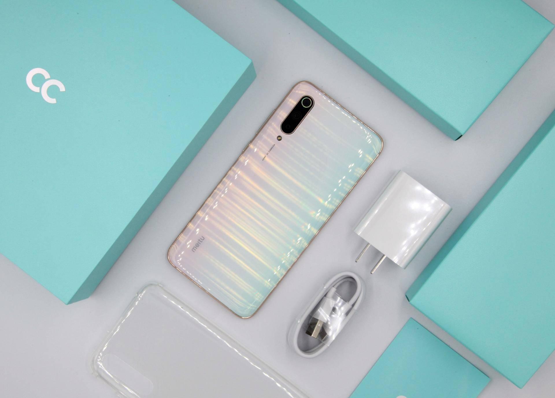 小米CC9美图定制版测评之开箱篇 2599元用上美图技术值不值？__财经头条