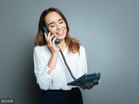 "打电话" 用英语怎么说？别翻成"call the phone"|打电话|英语角|名词_新浪新闻