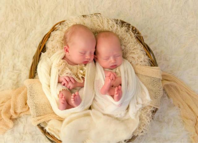 一次生了两个宝宝，但却不是双胞胎，医生的解释让宝妈恍然大悟