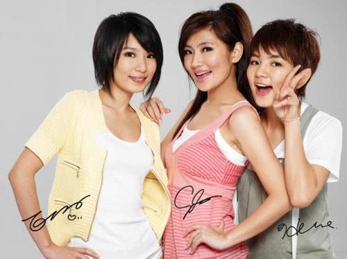 SHE组合现状？一个单身，一个离婚，唯独长相最丑的她最幸福