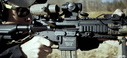 中国国产HK416亮相房地产展览！这就是中国下代步枪？｜轻武专栏