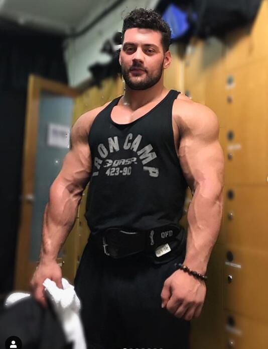 尼克斯老板詹姆斯-多兰的儿子Quentin是一名健身运动员。