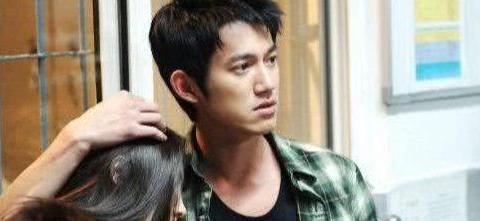 台湾男演员吴慷仁，与贾静雯搭档展现如何契合《黑与白的距离》|黑与白的距离|吴慷仁|下一站幸福_新浪新闻