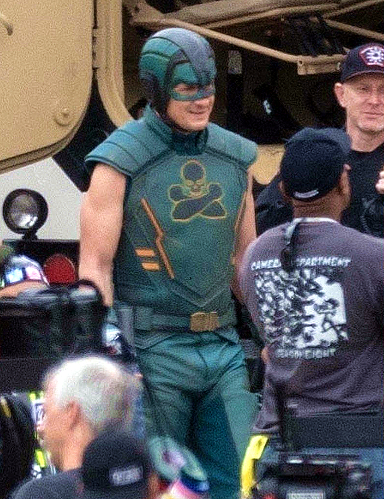 DC《自杀小队2》片场照，回旋镖队长之外，还有5位新角色|自杀小队2|回旋镖|片场_新浪新闻