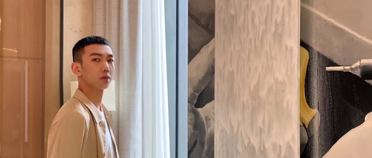 从油腻大叔到奶油小生｜美妆博主DJC上线啦！|美妆蛋|粉底液_新浪新闻