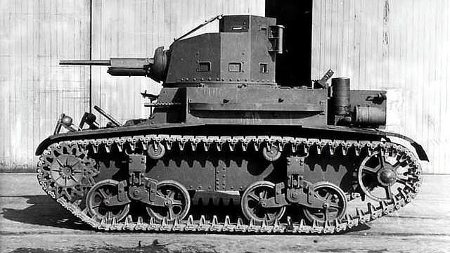 为二战而生的M2中型坦克,一出生就落后，美国坦克走上正统的鼻祖|坦克|机枪|鼻祖_新浪新闻