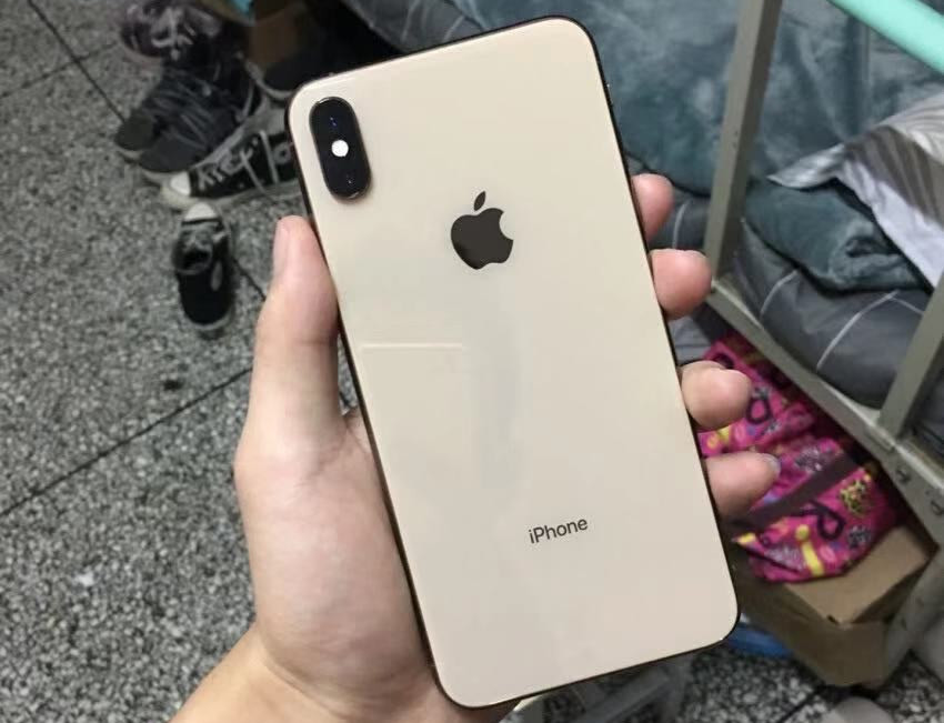 iPhone XS跌至“良心价”，iPhone 11买早了！不吐不快__财经头条
