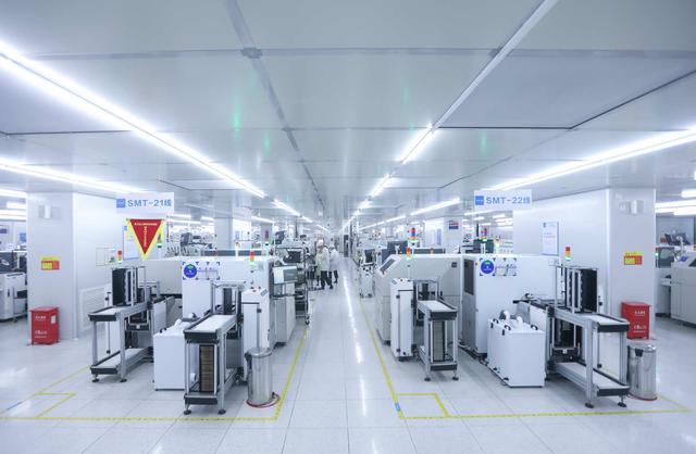 原来5G手机是这样诞生的！vivo工厂强大产能曝光__财经头条