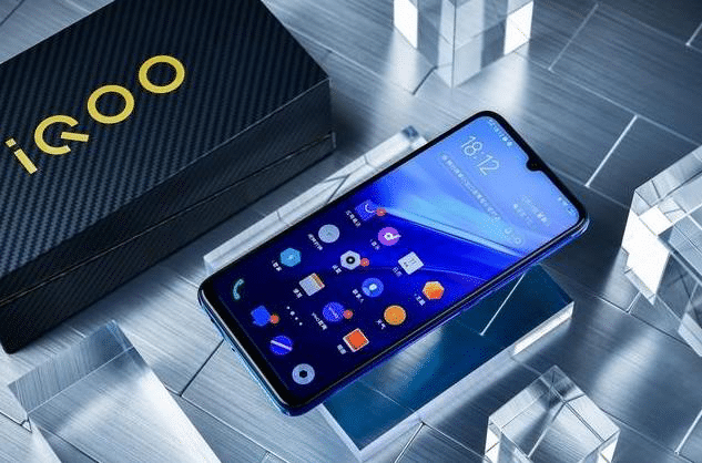 跑分超50万！iQOO NEO推出的竞速版，性能逆天，值得你期待了吗__财经头条