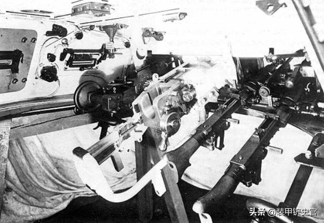德军坦克坚持使用MG34作为车载机枪，为何不用更先进的MG42？
