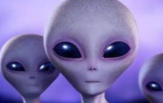 谁才是世界上公认最伟大的物理学家？科学家为了这两人争论不休