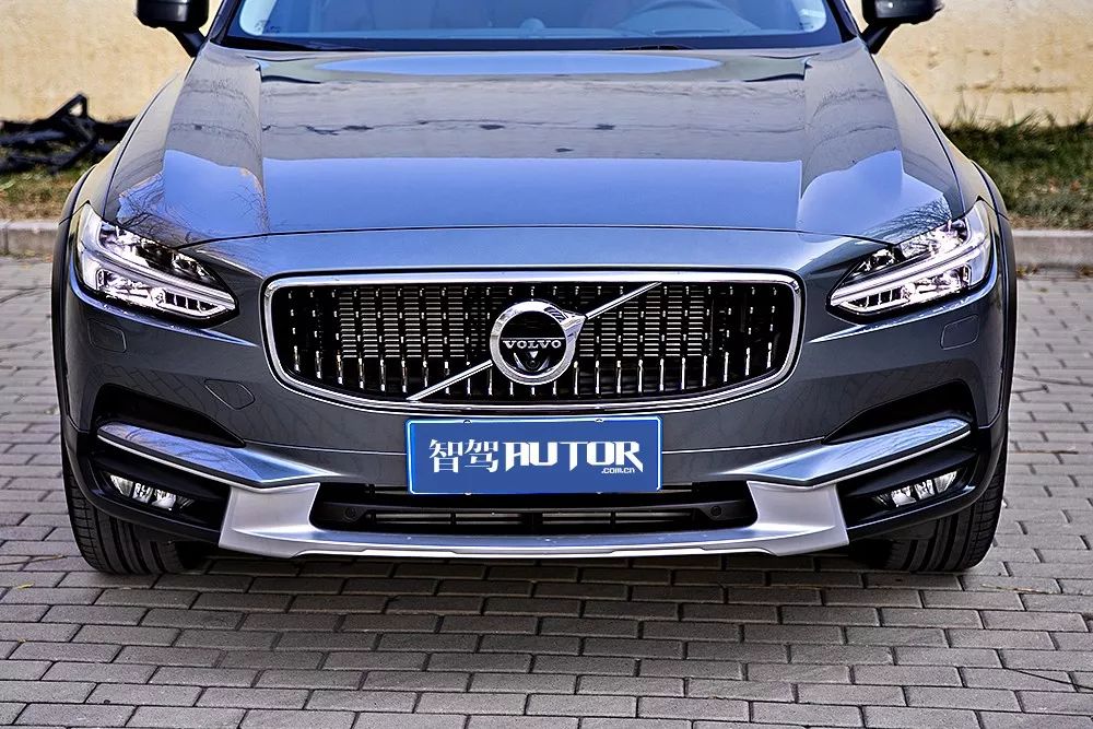 沃尔沃2020款V90 CC：旅行车韵味非常迷人领航辅助系统仍是主打-新浪汽车