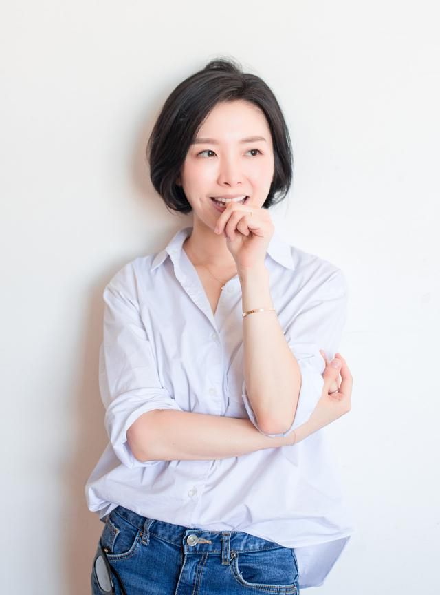 半身照拍照姿势，这样9连拍，拍出美美照片来|姿势|女生|微笑_新浪新闻