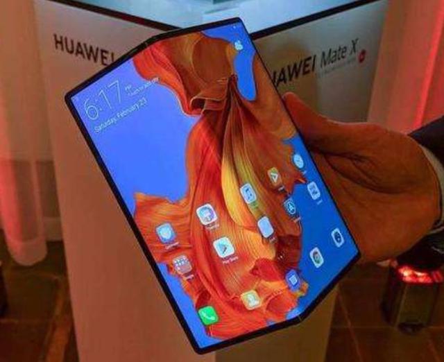 华为MateX虽火爆，但年度最佳折叠屏手机奖，由另一中国企业获得__财经头条