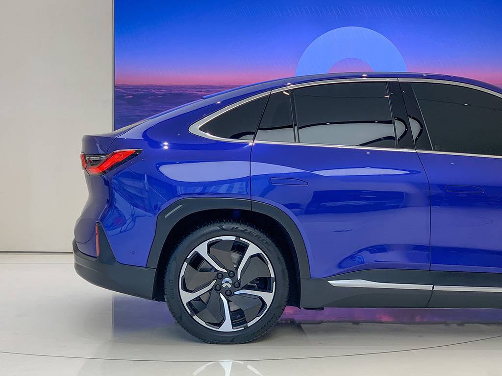 蔚来轿跑SUV EC6发布，全新ES8上市！你还不知道吗？-新浪汽车