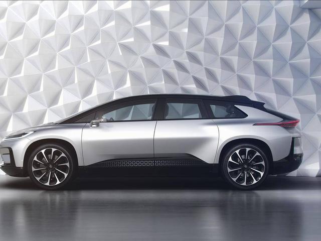 法拉第未来FF91亮相2020年CES：定位豪华车-新浪汽车