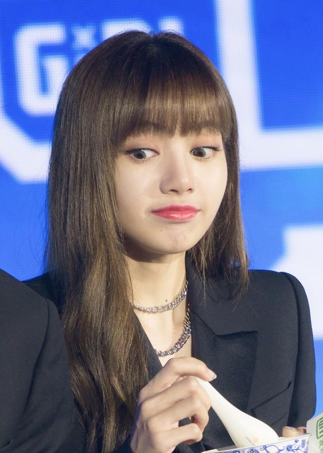 97年的Lisa做导师，98年的蔡徐坤当PD，《青春有你2》质量能保证吗|青春有你2|蔡徐坤|导师_新浪新闻