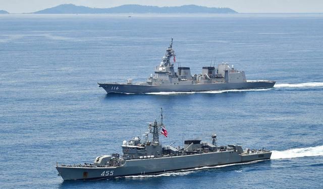 C801和飞鱼导弹罕见一同展示，打靶表现更优秀，订单纷至沓来