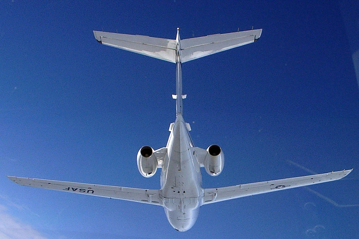 便宜好用的教练机：单价410万美元 培养加油机飞行员_手机新浪网