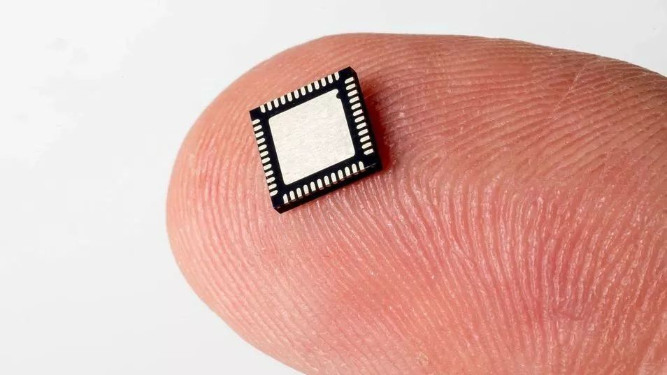 iOS 13.3.1 Beta 新加入 U1 芯片超宽频开关，教你怎么用！__财经头条