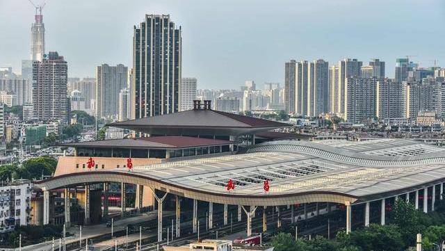 武汉市中心城区的大型客货运火车站——武昌站|武昌|火车站|武汉_新浪新闻