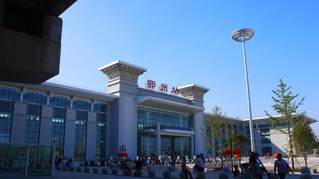 中国第一个U形结构的火车站——鄂州站|鄂州|火车站|南站_新浪新闻