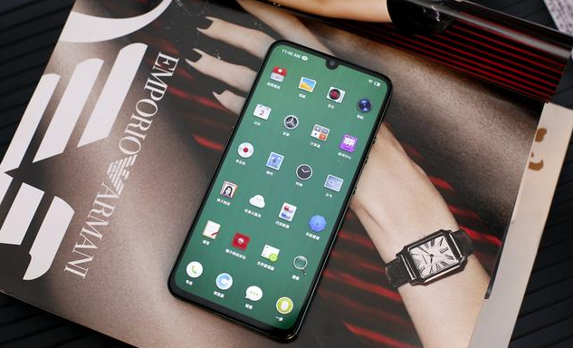 骁龙855plus+4800万三摄，颜值很高，看完价格入手毫不犹豫__财经头条