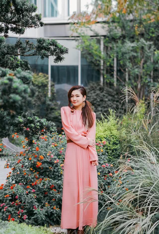 当年被火烧伤的SHE组合成员之一的Selina，现在过得好吗|一起来看流星雨|俞灏明|毁容_新浪新闻