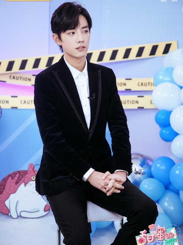 183cm肖战和189cm刘宇宁，仗着腿长任性挑战黑西装造型，谁更有范|肖战|刘宇宁|造型_新浪新闻