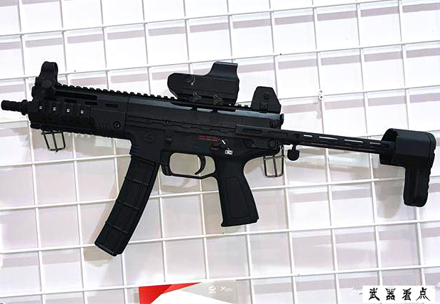 军事丨新一代9mm冲锋枪装备部队后，会替代现有的05式吗|冲锋枪|枪托|新一代_新浪新闻