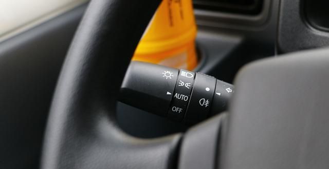 试驾点评铃木Carry这款轻型货卡感受如何-新浪汽车