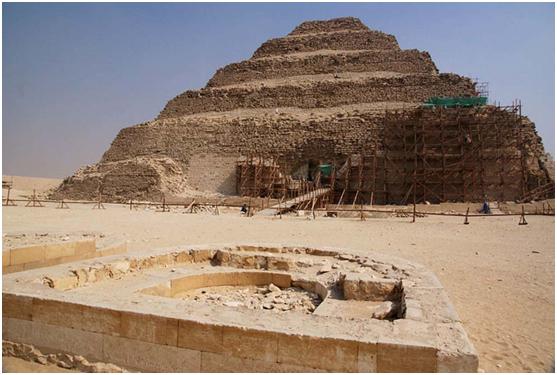 人类文明史上的奇迹！金字塔和它背后的诅咒，究竟有何奥秘？|金字塔|胡夫金字塔|法老_新浪新闻